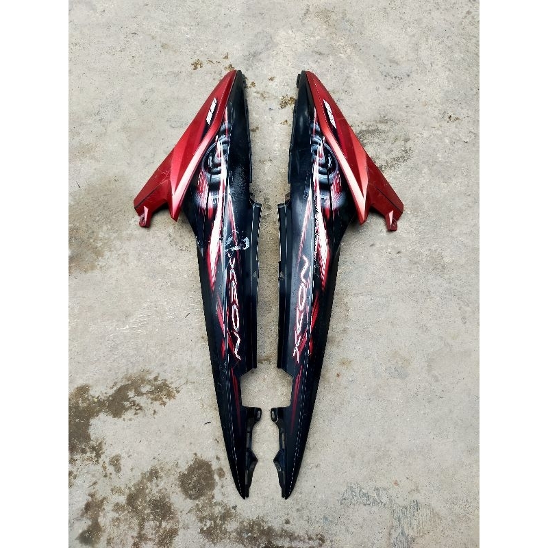 Jual Cover Bodi Belakang Yamaha Xeon RC Karburator Karbu 125 CC Merah ...