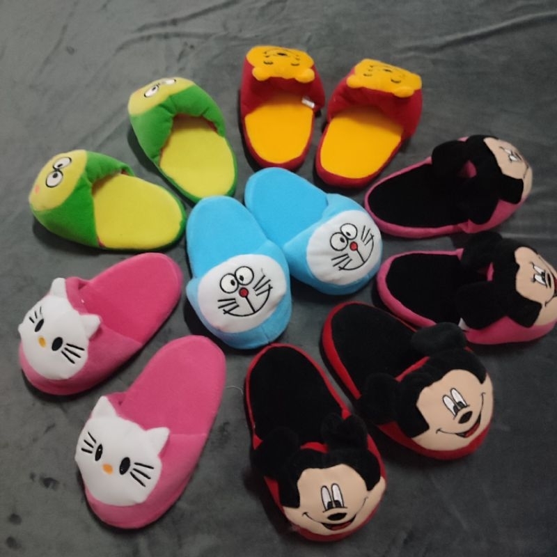 Jual Sandal boneka karakter lucu untuk anak anak panjang 17cm dan ...