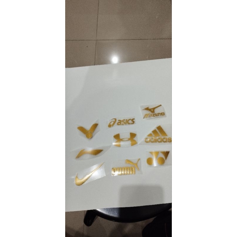 Jual Logo polyflek gold baju celana stiker baju celana Logo gold 5cm x ... Jual Logo polyflek gold baju celana stiker baju celana Logo gold 5cm x ...