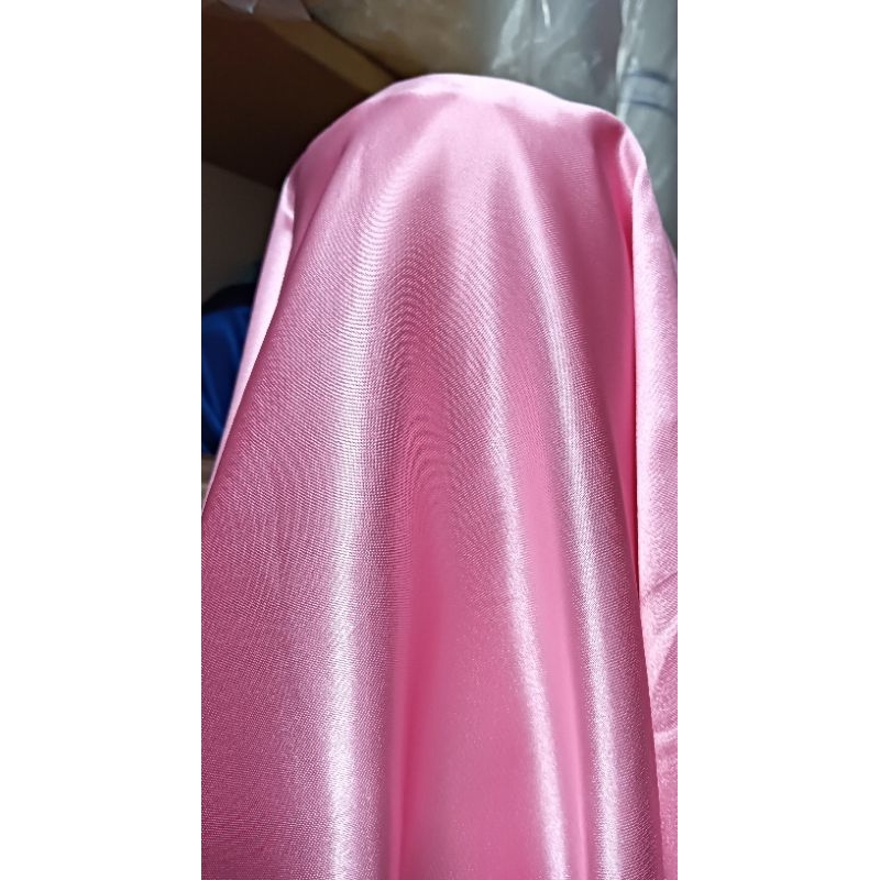 Jual Kain saten satin Super glowing lebar 1.50 cm tebal & tidak ...