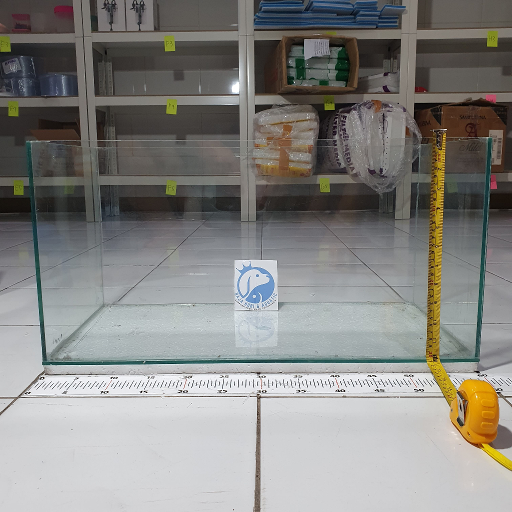 Jual TANK AQUARIUM AKUARIUM IKAN KACA 5MM 5 MM UKURAN 60CM X 30CM X ...