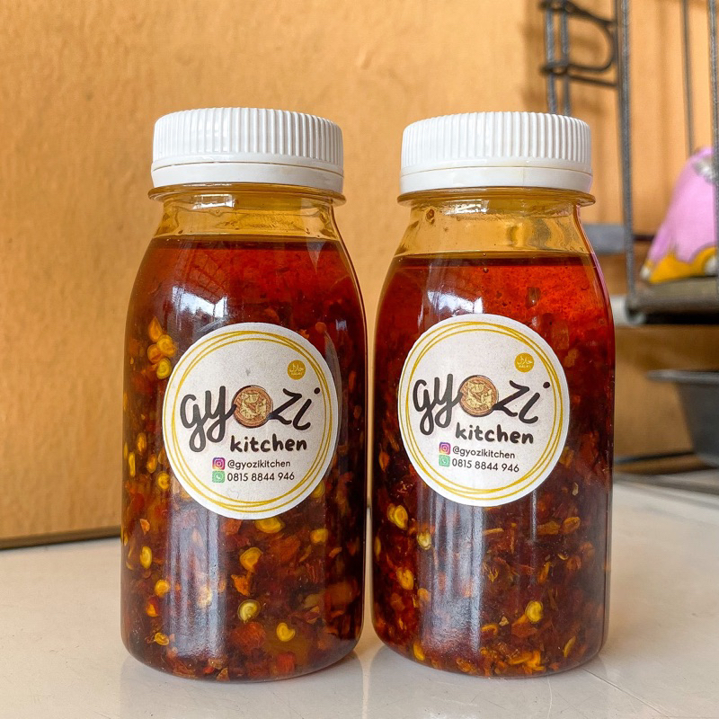 Jual Chili Oil | Minyak Cabe | Minyak Cabai | GyoziKitchen | Shopee ...