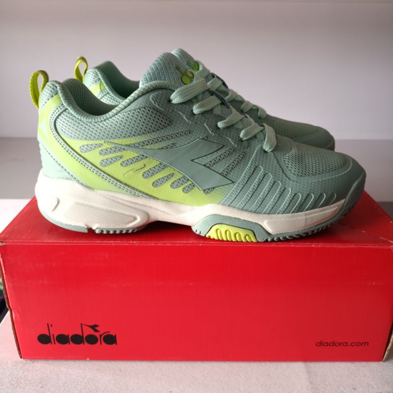 Jual DIADORA Flame ( Size : 36 , 37 ) | Shopee Indonesia