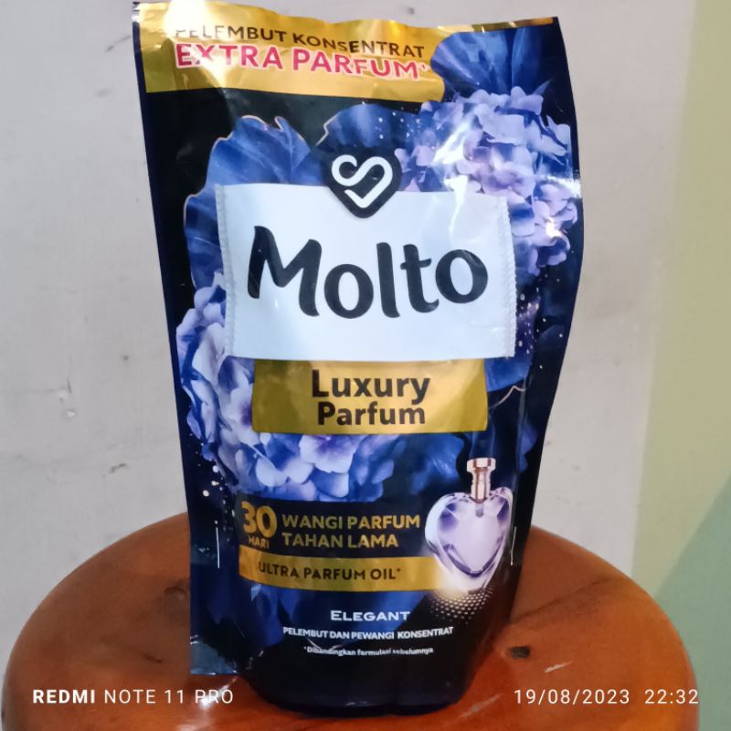 Jual Molto Luxury Parfum 650 ml | Shopee Indonesia