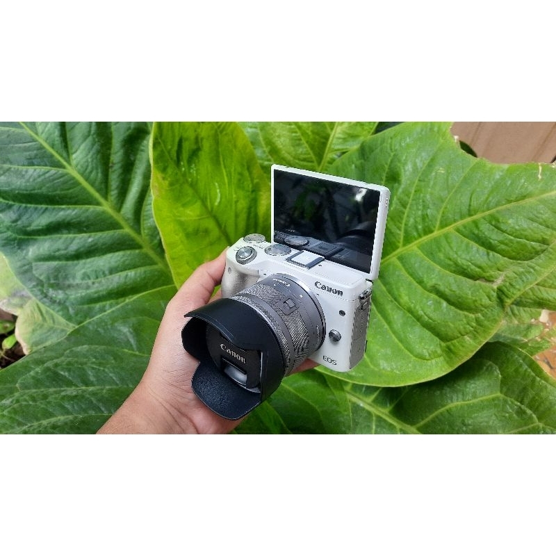Jual Mirrorless Canon EOS M3 + 15-45mm IS STM mulus doff bukan a6000 m6 m5 m100 m10 600d 700d ...