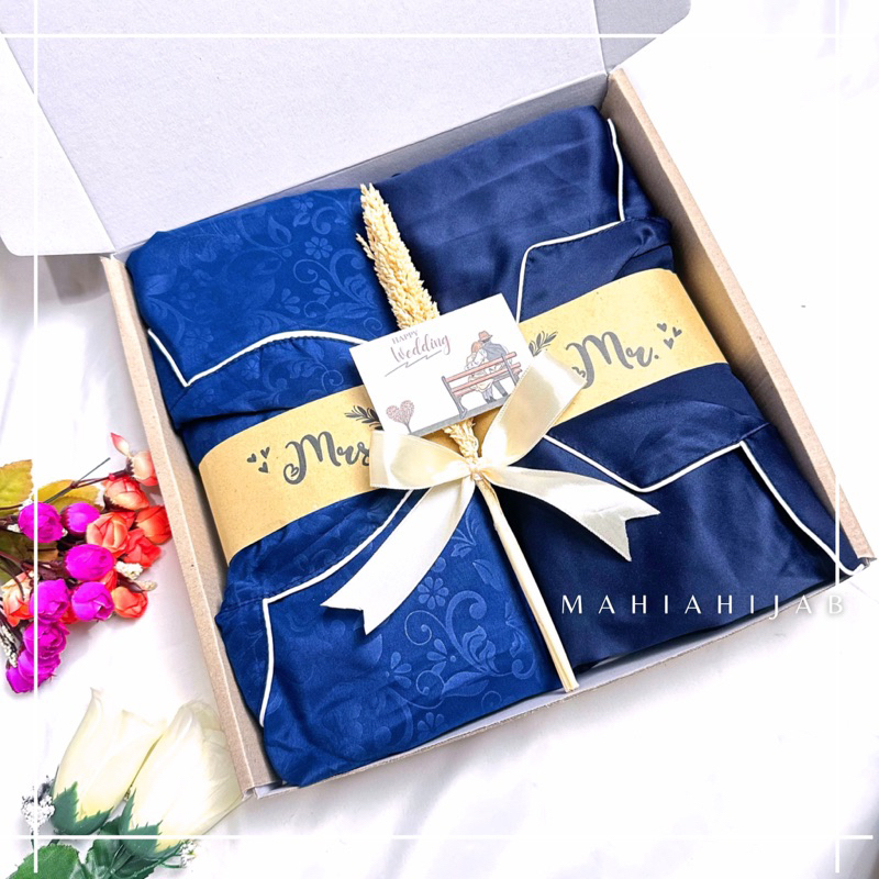 Jual Kado Pernikahan Piyama JUMBO / Gift Set Box Piyama Couple Pasangan ...