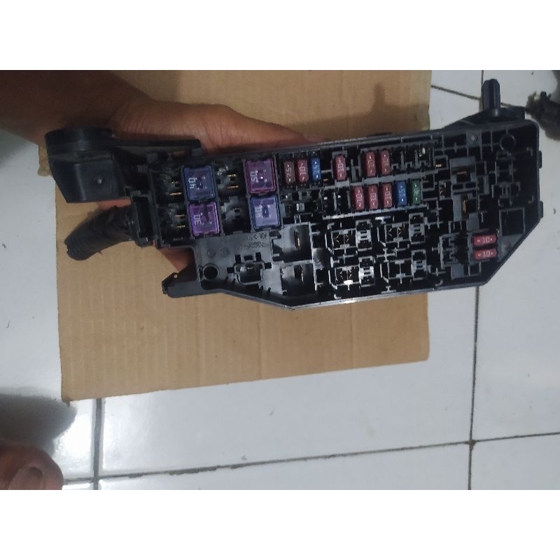 Jual box sekring avanza xenia 2012-2015 original100% | Shopee Indonesia