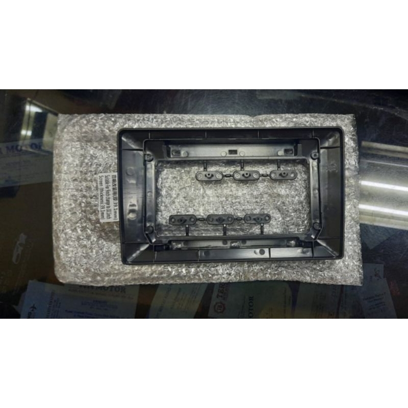 Jual frame universal head unit adapter 9inch ke 10 inch | Shopee Indonesia