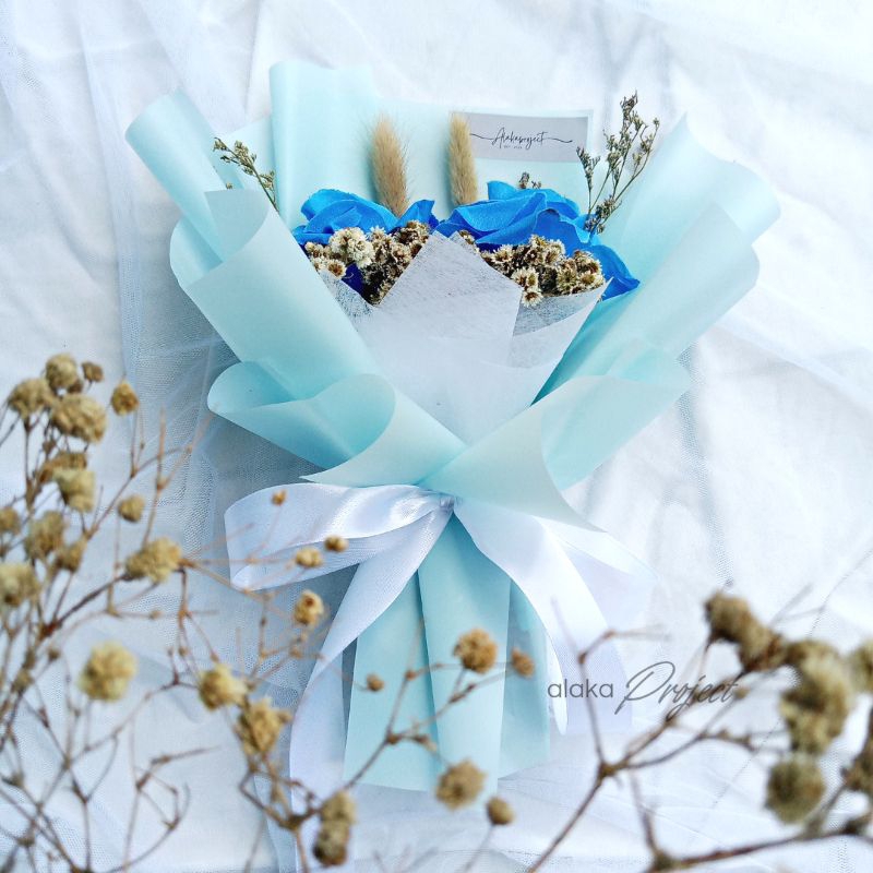 Jual Bucket bunga artificial dried flowers lowbudget | bucket gift ...