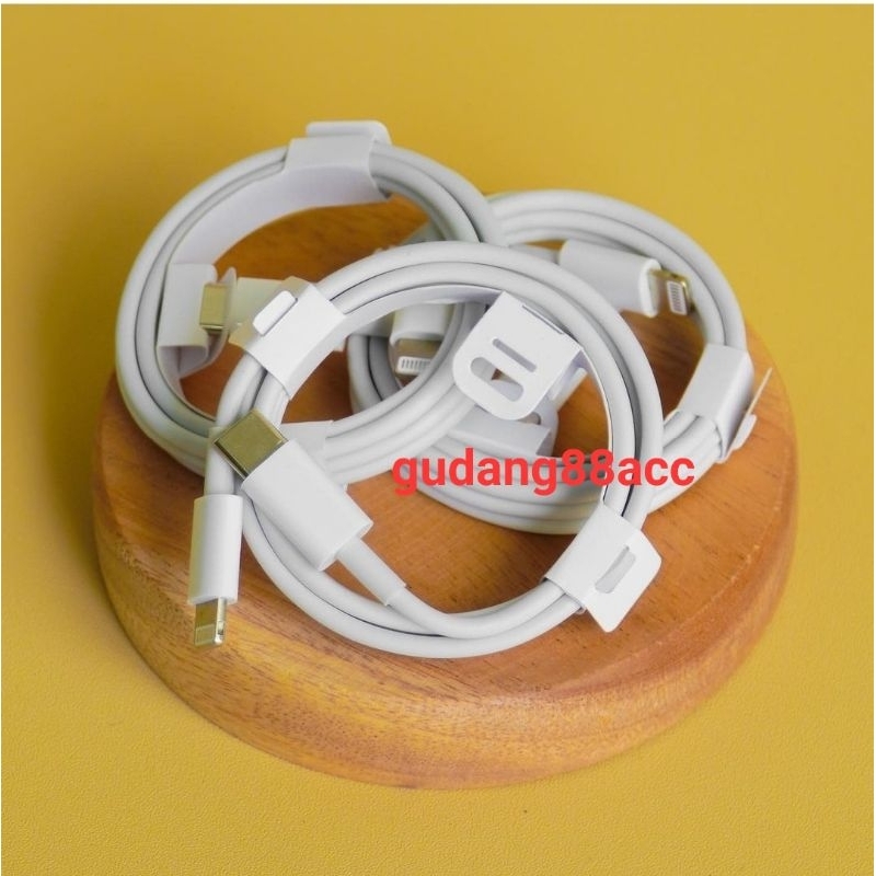 Jual Kabel Charger iPhone Type USB C to Ligtning 1M / 2M Original Fast ...