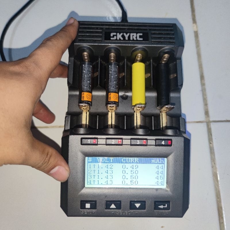 Jual SKYRC MC3000 CHARGER SMART BLUETOOTH ANDROID FOR TAMIYA BATERAI BATTERY ORIGINAL | Shopee ...