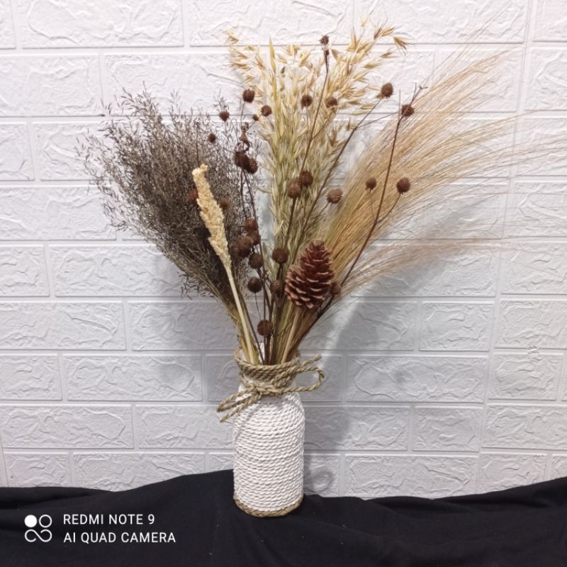 Jual Paket bunga kering aesthetic dan vas mendong tremos tinggi 20 cm ...