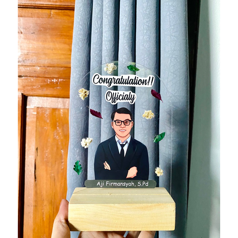 Jual TANPAPO) ACRYLIC CUSTOM uk 15x10, kado akrilik, kado wisuda, hari ...