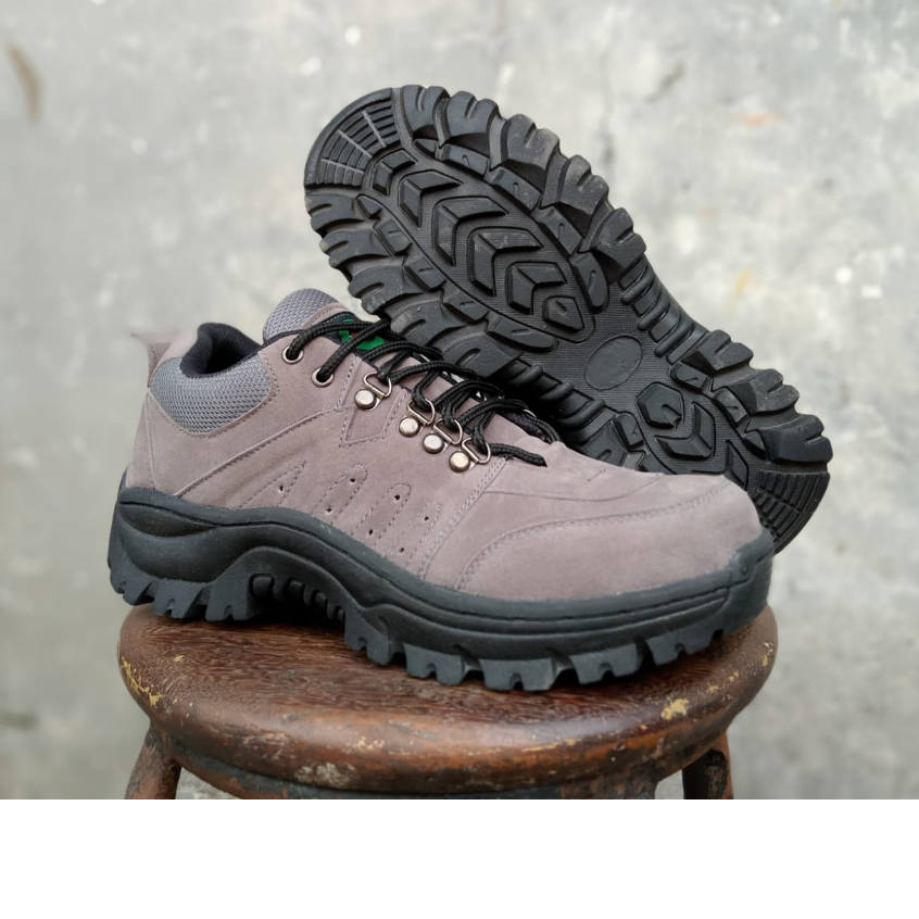 Jual sepatu gunung haiking adventure ujung besi | Shopee Indonesia