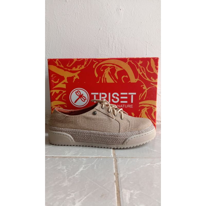 Jual SEPATU WANITA CASUAL BRAND TRISET SHOES TERBARU KEKINIAN MOTIF ...