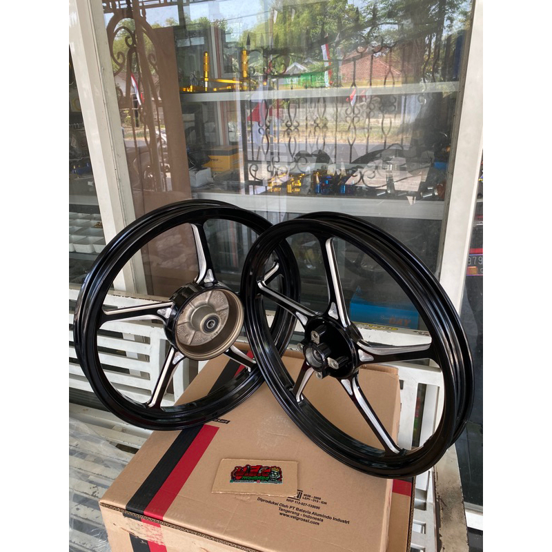 Jual velg enkei hitam glosy joss | Shopee Indonesia