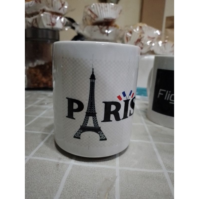 Jual Mug keramik model Paris, Keren, Cocok Untuk Hadiah atau kenang ...