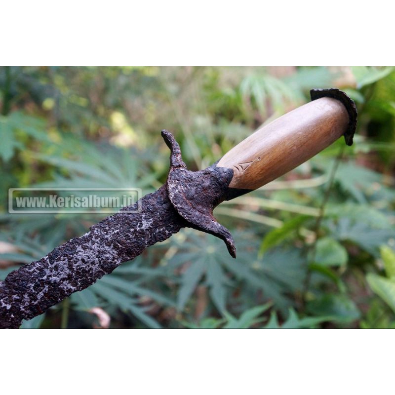 Jual khadga kadga kadgo 60cm temuan otentik koleksi keris betok jalak ...