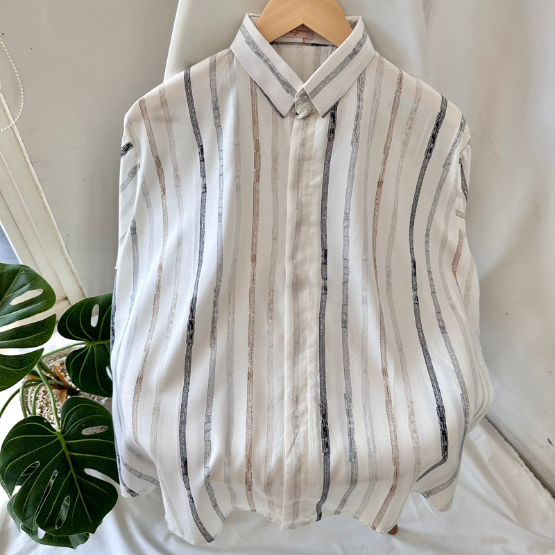 Jual Pattern Shirt / Oversized Pattern Shirt / Stripes White | Shopee ...