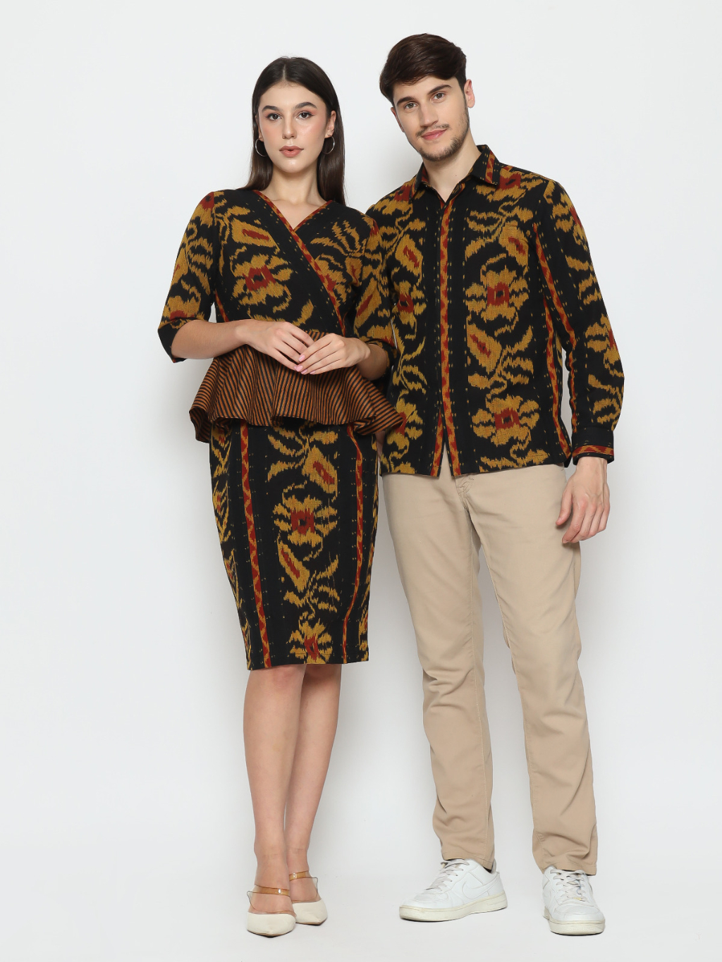 Jual Couple Set Tenun - Shella Dress Bunga dan Kemeja Tenun Tangan ...