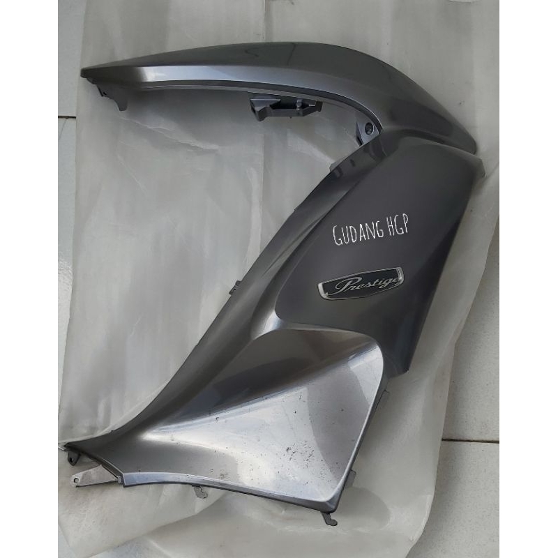 Jual Set ILLust Cover R Cowl Silver Body Sayap Kanan Honda PCX 125 CBU ...