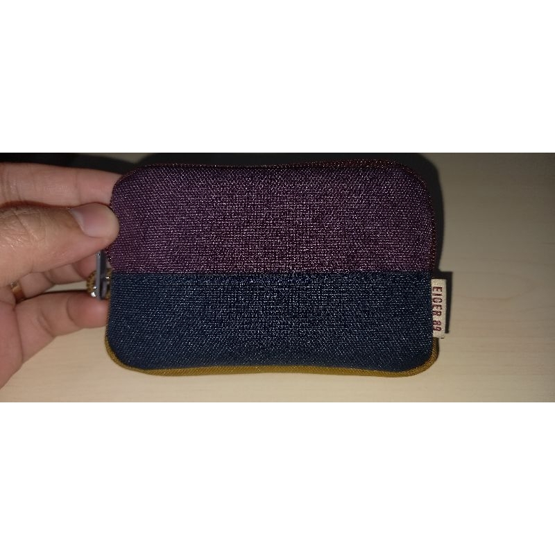 Jual Dompet koin dan kartu merk eiger preloved | Shopee Indonesia