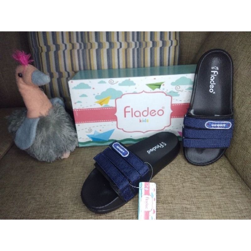 Jual SANDAL FLADEO ANAK COWO ORIGINAL SIZE 31-33 | Shopee Indonesia