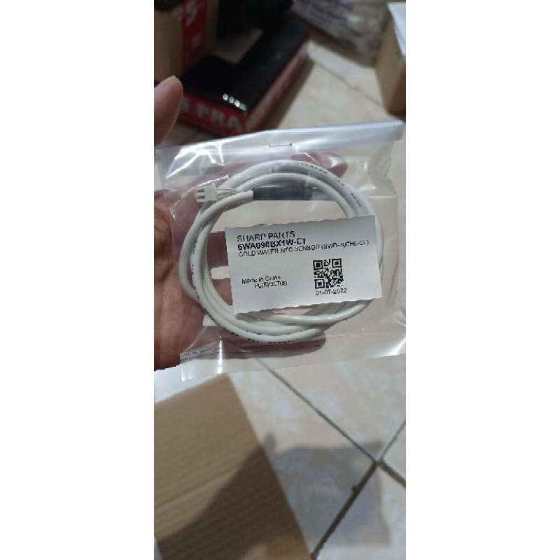 Jual sensor suhu dingin dispenser galon bawah sharp original | Shopee ...