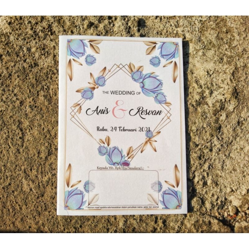 Jual Undangan Pernikahan Blue Flower Simple, free mini gold. | Shopee ...