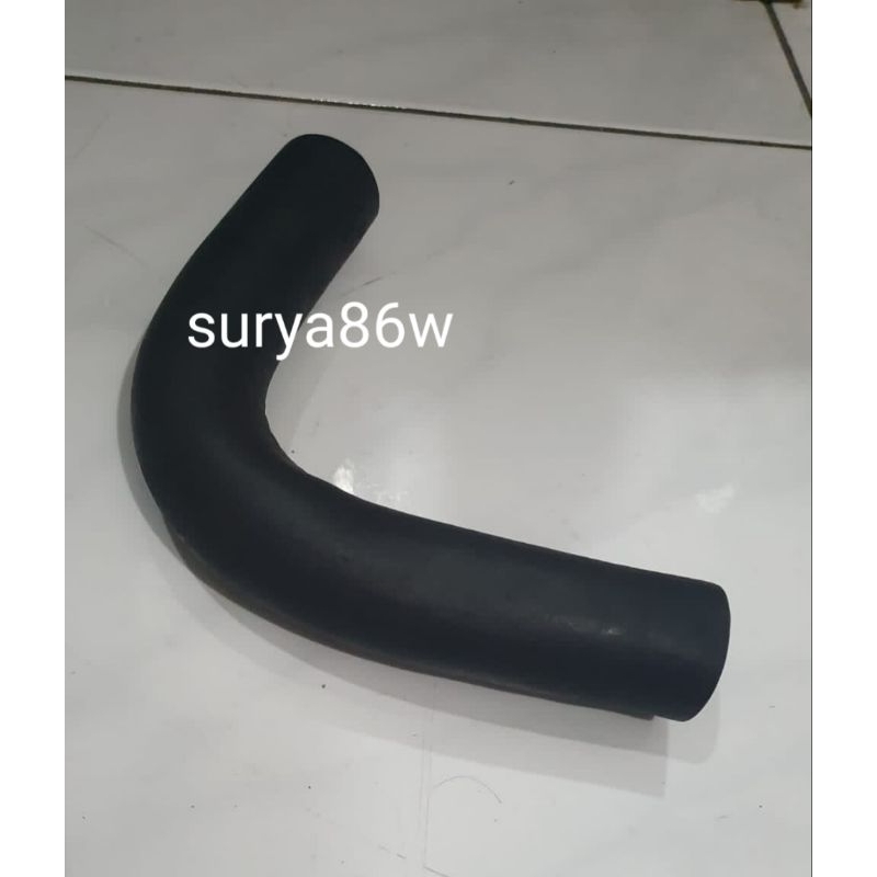 Jual selang radiator BAWAH 4K TOYOTA KIJANG KF20 | Shopee Indonesia