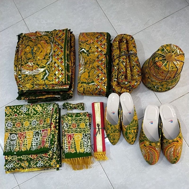 Jual Dodotan Solo Basahan Hijau Garuda | Shopee Indonesia
