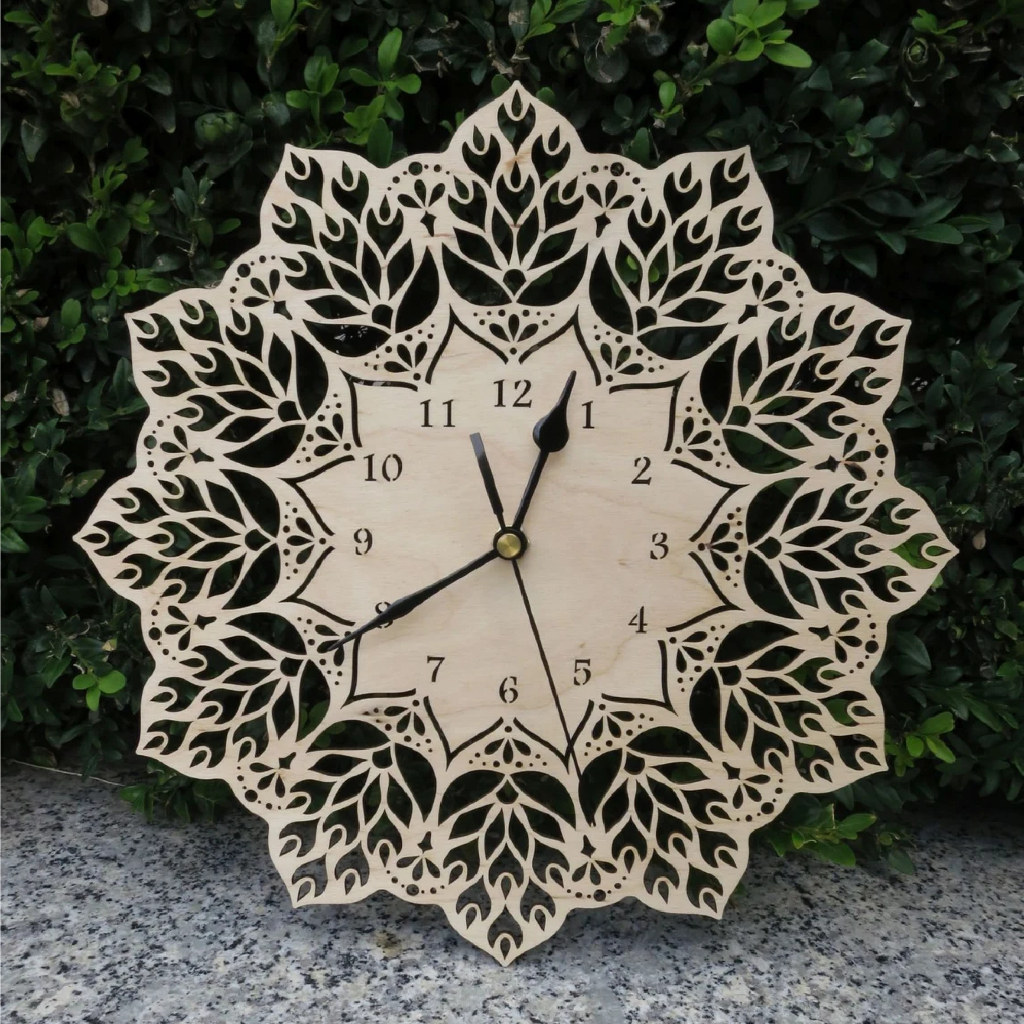 Jual Jam aesthetic Kayu Cantik / Jam Dinding Floral / Jam Dinding Kayu ...