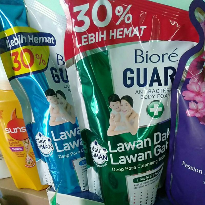 Jual biore daki 800ml ready hijau dan biru | Shopee Indonesia