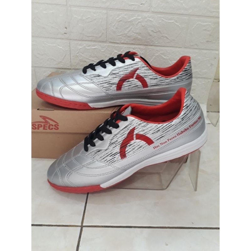Jual Sepatu futsal ortuseight sepatu futsal pria bagus nyaman dipakai ...