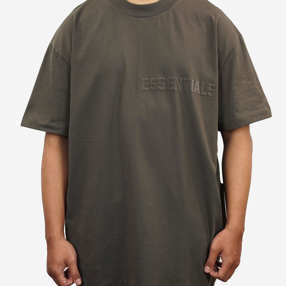 Jual Essentials FOG Front Logo Off Black Tee FW22 | Shopee Indonesia