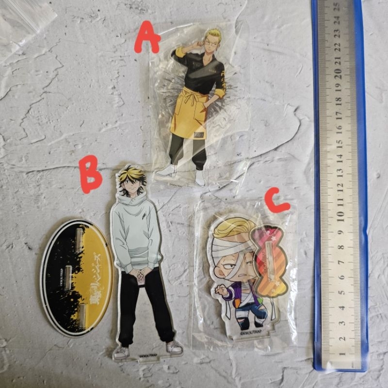 Jual official merch stand acrylic tokyo revengers kisaki kazutora pah ...