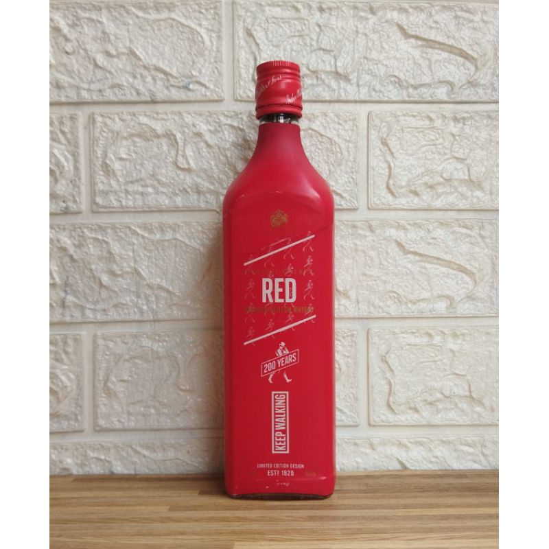 Jual Botol bekas JW Red Keep Walking 700ml | Shopee Indonesia