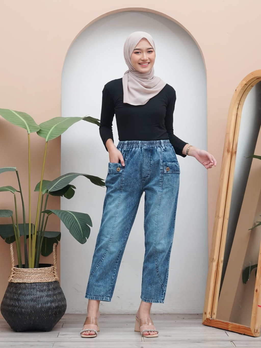 Jual JEJE Boyfriend Jeans Spary Elastics Waist Loop belt Highwaist ...