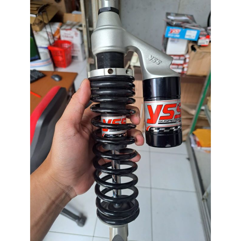 Jual SHOCK YSS SECOND G PLUS LAMA 335MM YAMAHA N MAX OLD 155 BLACK ( KONDISI SESUAI GAMBAR ...