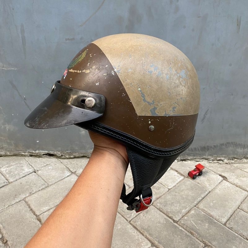 Jual helm chip helm chip lawas helm chips jadul | Shopee Indonesia