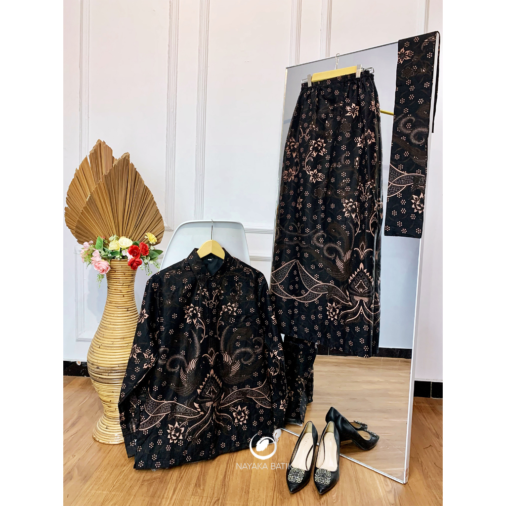Jual NAYAKA BATIK FULL FURING SERIES - Couple Rok Span Batik & Kemeja ...