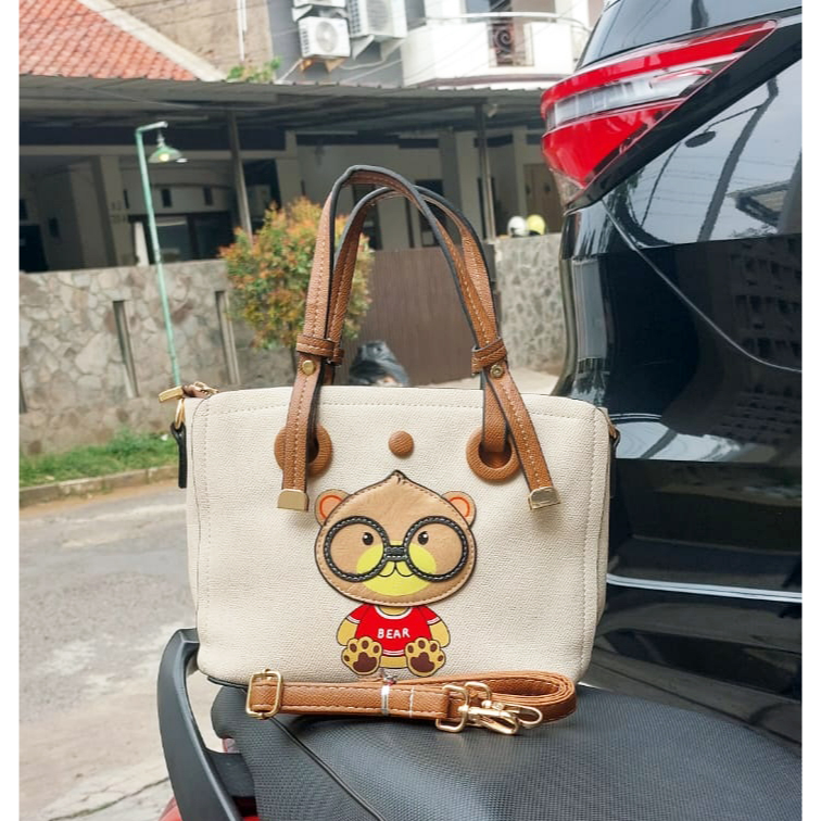Jual BILLY BILI BEAR. ORIGINAL MOCO TAS SLING WANITA WITH TAG | Shopee Indonesia