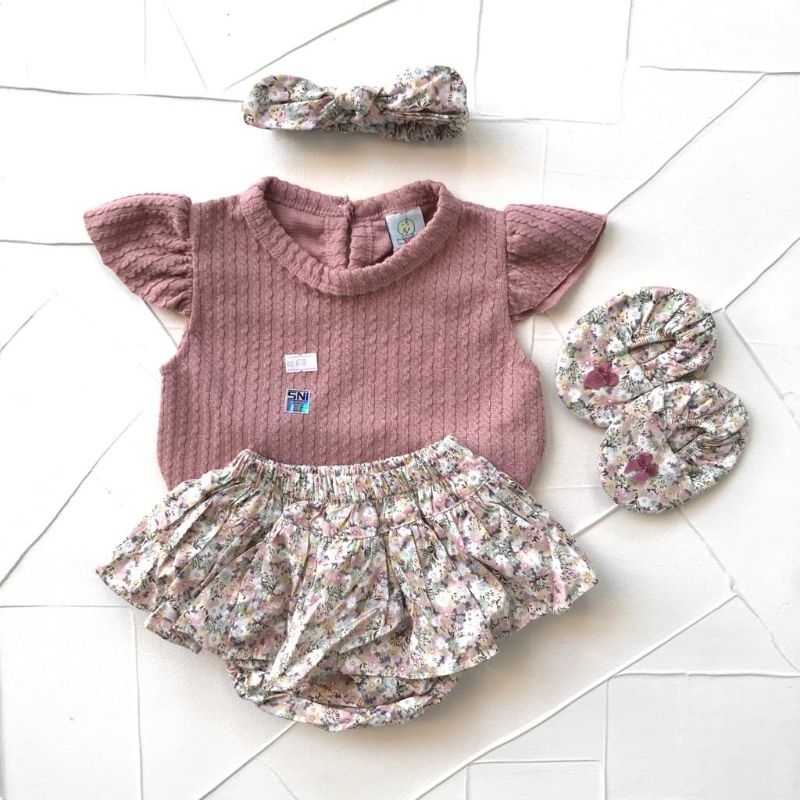 Jual Baju Anak Bayi Perempuan Setelan 0-6 bulan bloomer set flower ...