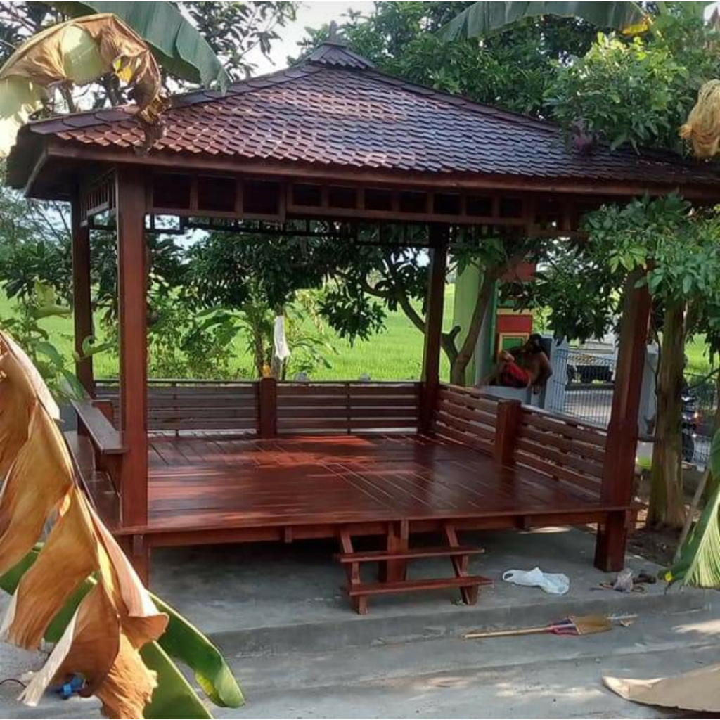 Jual Gazebo Taman Ukuran 4x4 Metre Kayu Kelapa Tiang Persegi Atap Sirap ...