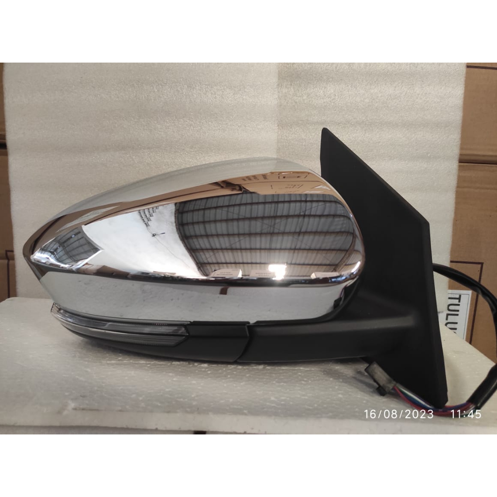 Jual Spion Emgi Toyota Avanza 2019 - 2021 Chrome Elektrik LED | Shopee ...