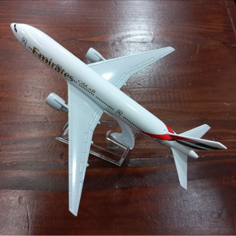 Jual 15-16cm Pesawat Diecast Metal AIRCRAFT MODEL ORIGINAL A380 B747 ...