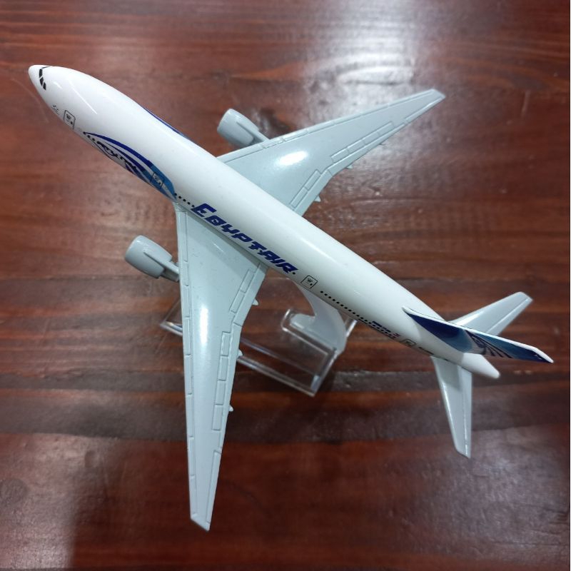Jual 15-16cm Pesawat Diecast Metal AIRCRAFT MODEL ORIGINAL A380 B747 ...