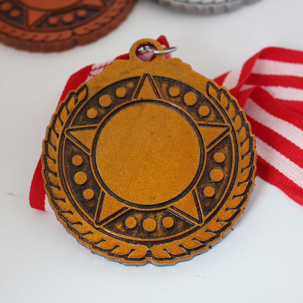 Jual Medali Warna Emas Perak Perunggu Plus Tali Merah Putih Medalion ...