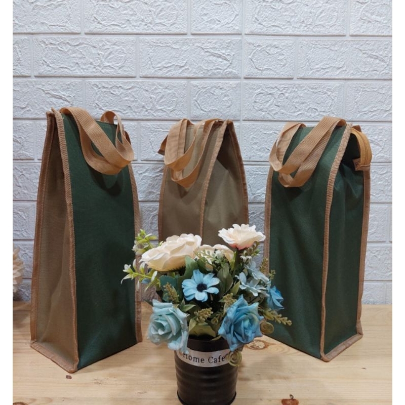 Jual Tas Botol Minum 2 Liter Air Mineral 1.5 Liter Lapisan Alumunium ...