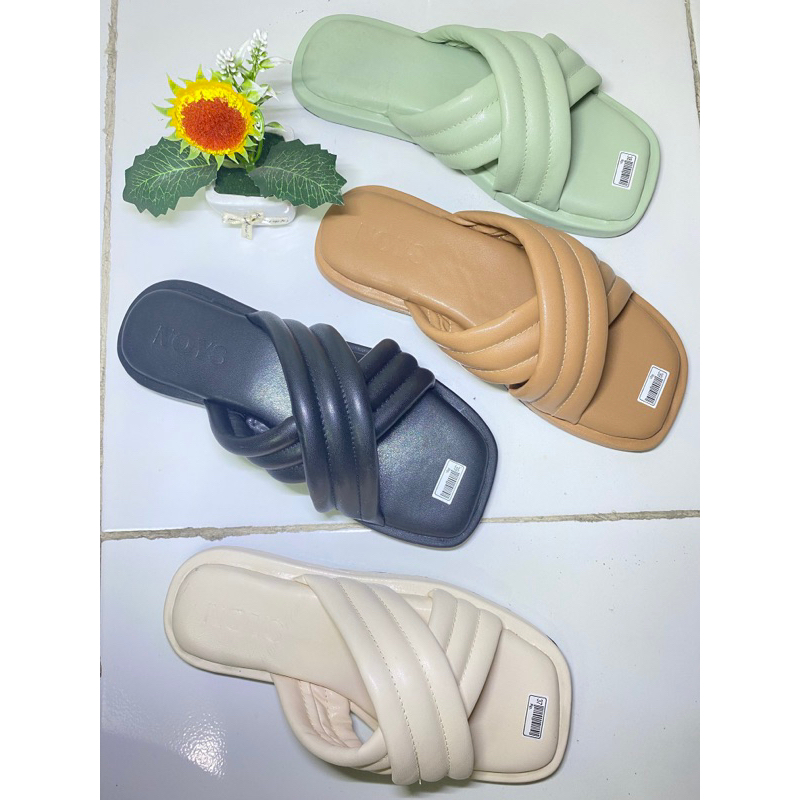 Jual Sandal Daily Cewe Nyaman Kece Parah ( Leoni ) | Shopee Indonesia